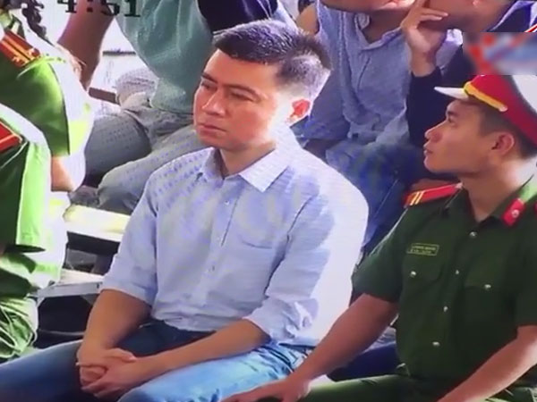 Ngàn tỷ nhét thùng carton, gầm cầu thang: Phan Sào Nam tiêu gì?