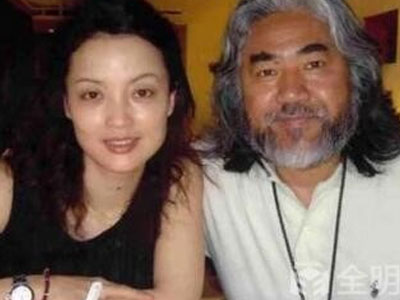 Ông lớn phim Kim Dung bị vợ tố nhiều lần mang bồ về nhà